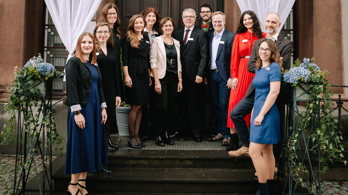 ZVA-Akademie feiert sich selbst | DOZ-Portal